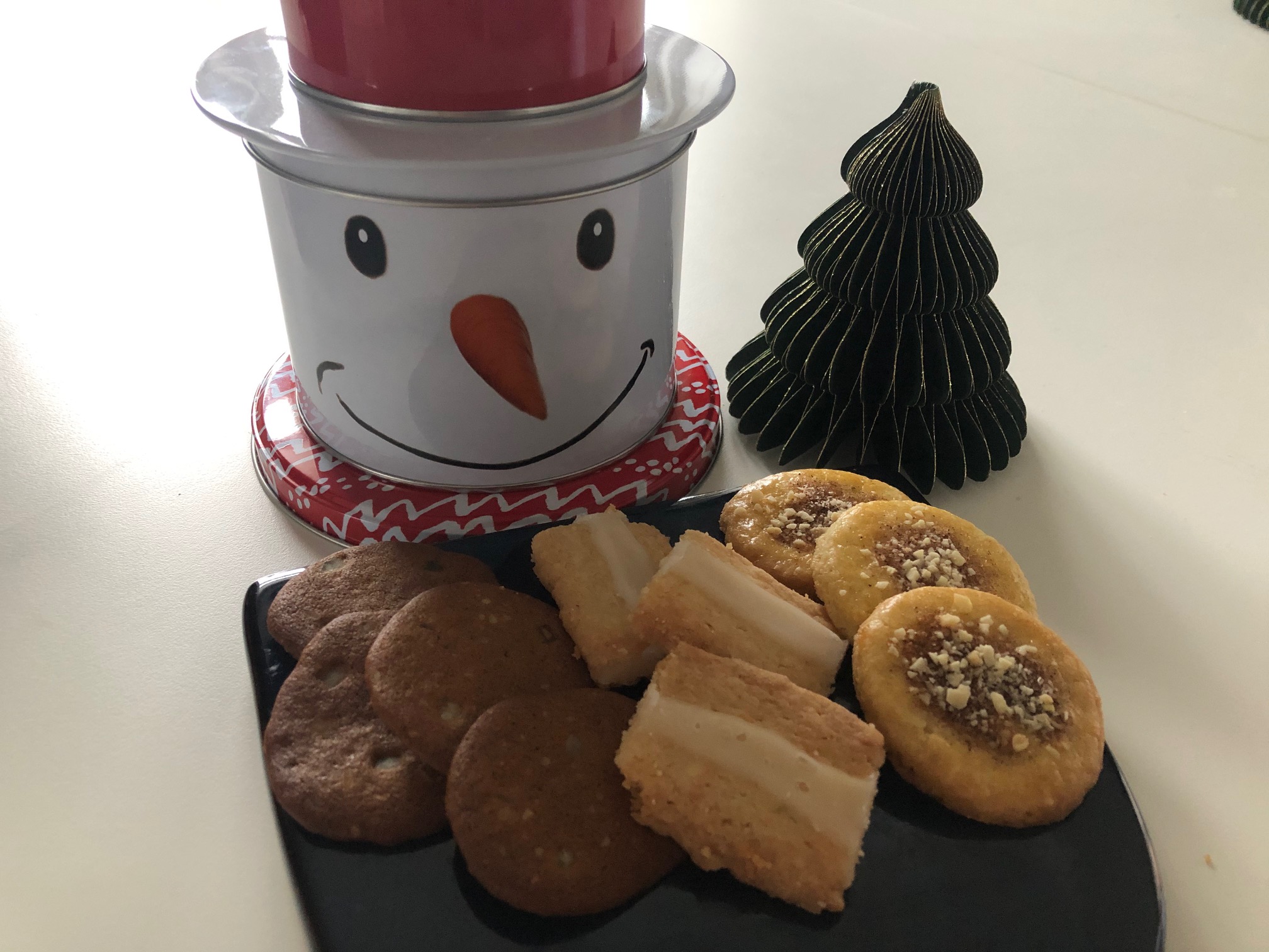 Julebag med børn - julekager børn kan bage