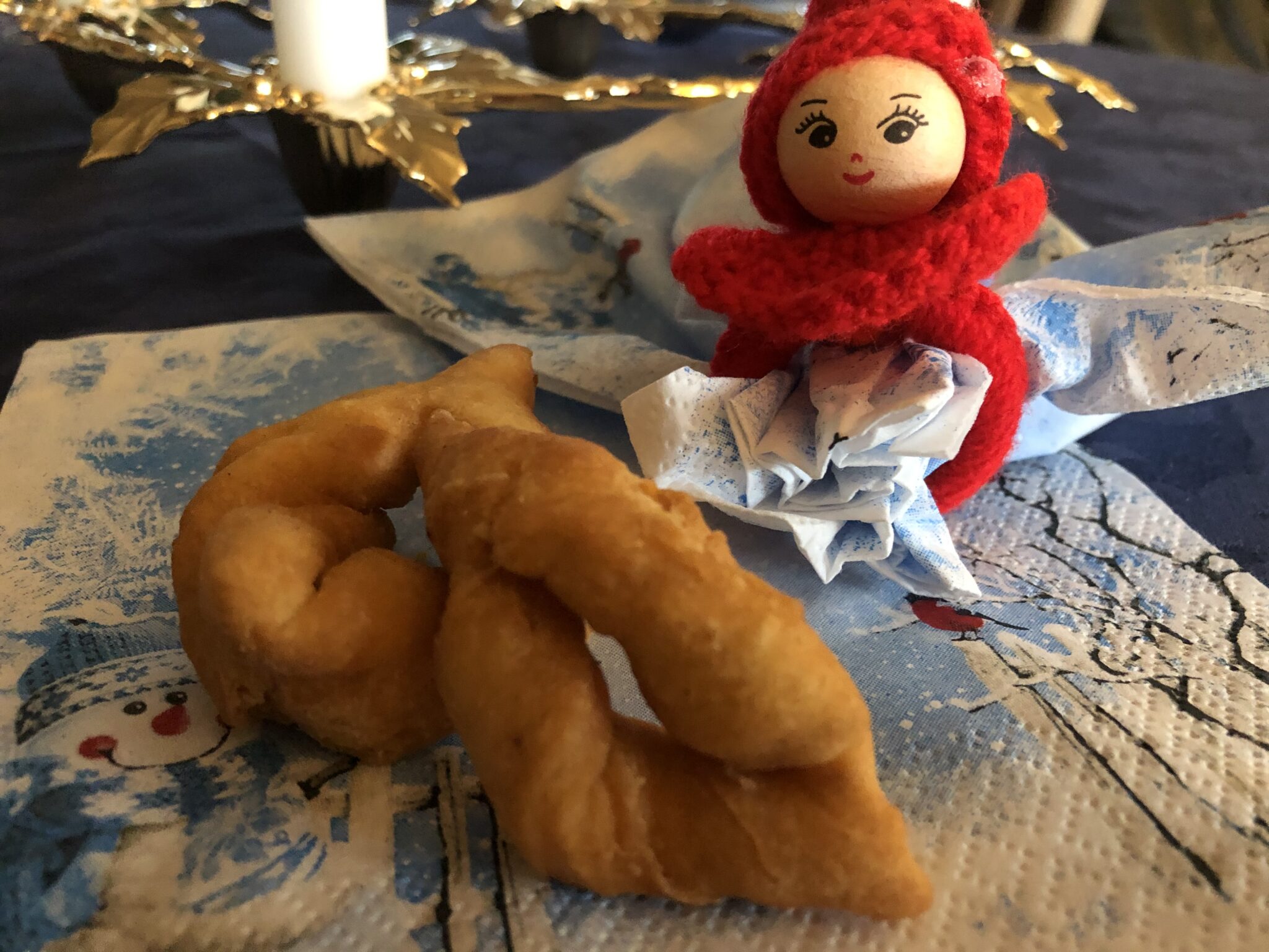 Julebag med børn - julekager børn kan bage